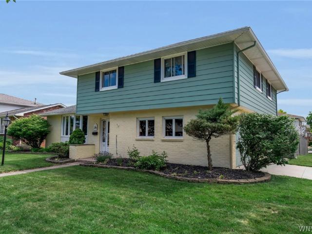 15 Willow Drive