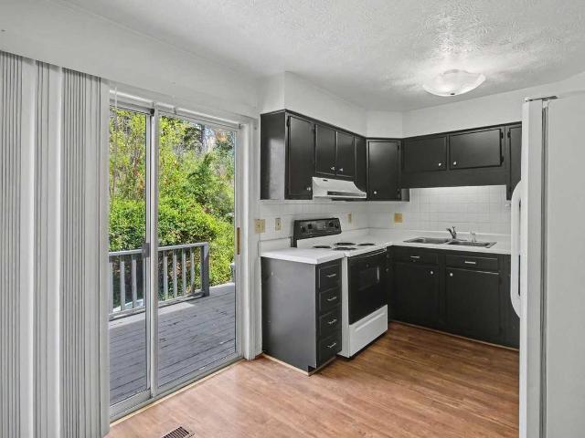 15 Woodstone 2 Bedroom Apartment for Rent at 15 Woodstone Dr, Weaverville, NC 28787