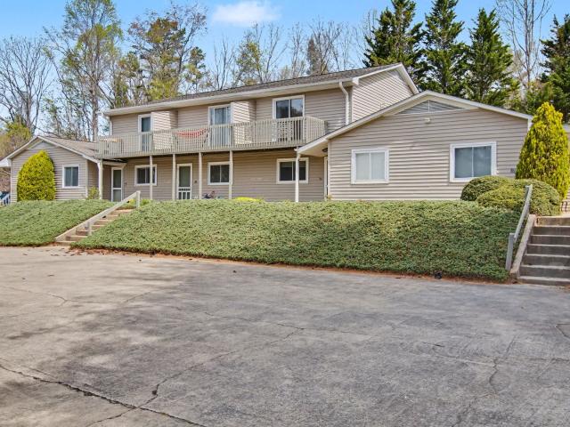 15 Woodstone