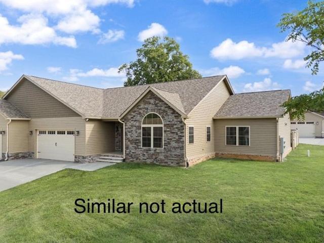 15 A W Canterbury Dr, Bronston, KY 42518