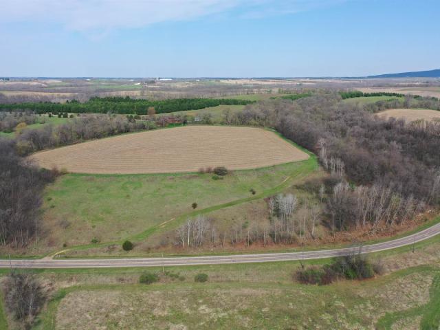 15 Acres +/ Cty Rd E