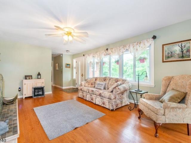 15 Absecon Rd