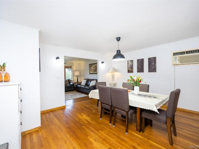 15 Alexander Drive
