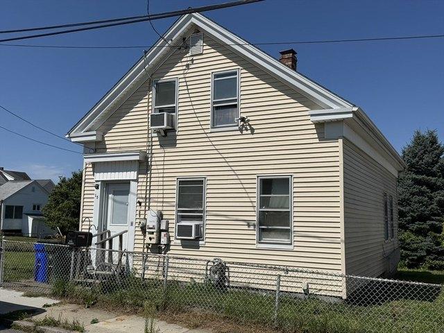 15 Allen St, Fall River, MA 02724