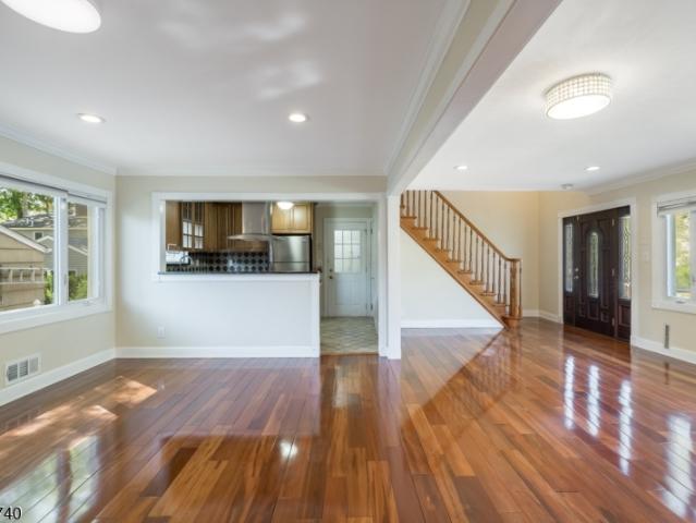 15 Alyson Pl