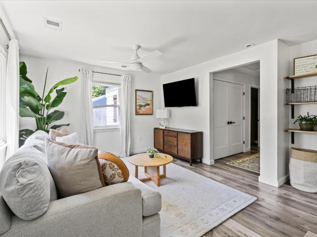 15 Anita Drive