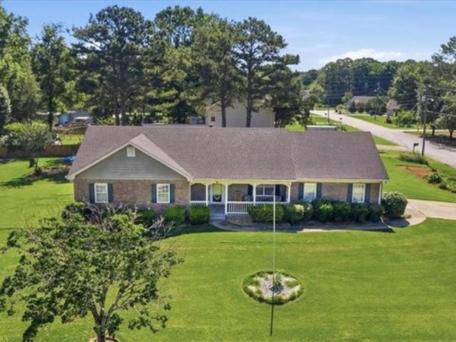 15 Ashton Ct, Covington, GA 30016