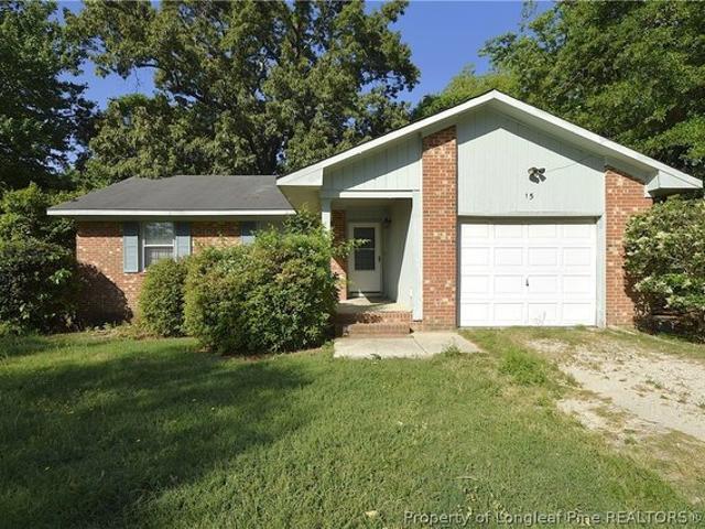 15 Astor Dr, Spring Lake, NC 28390