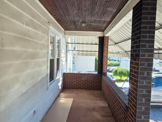 15 Areford St