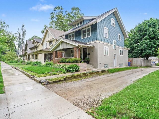 15 Auburn Avenue