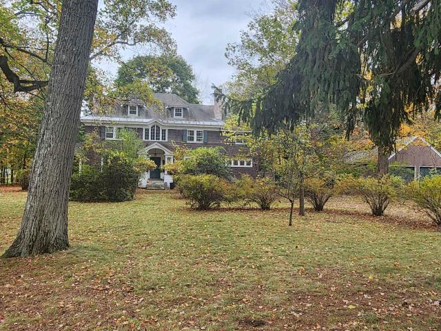 15 Bailey Avenue