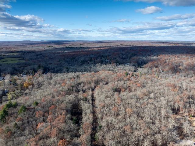 15 Baton Way, Hopkinton, RI 02833 | MLS #1400 | Compass