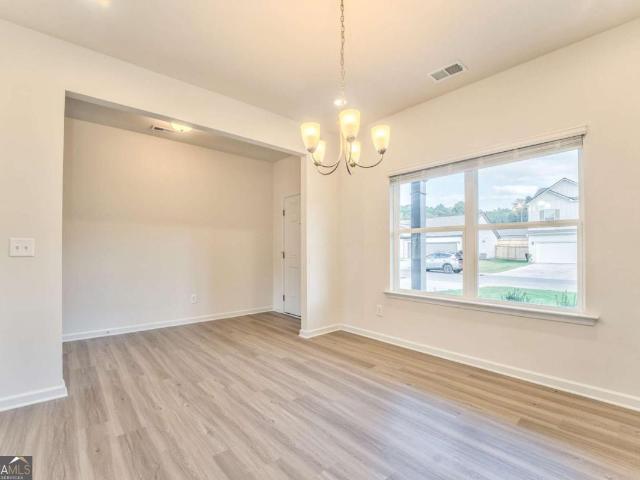 15 Bennett Way