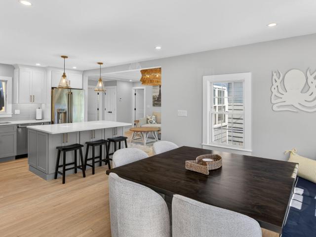 15 Beach Pine Road