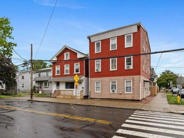 15 bedroom, New Haven CT 06513 105123363