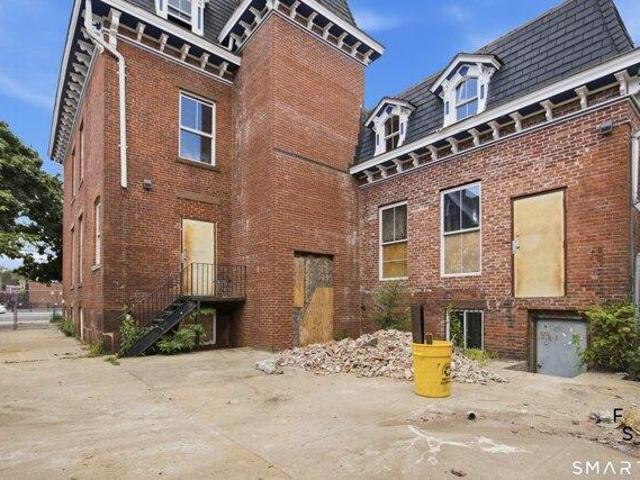 15 bedroom, New Haven CT 06513 105159687