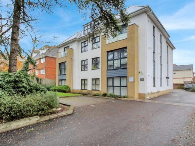 15 Bedroom Apartment Flat