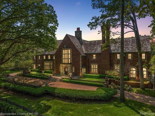 15 bedroom, Detroit MI 48203 92982890