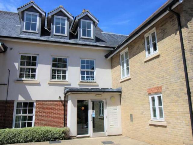 15 Bedroom Flat