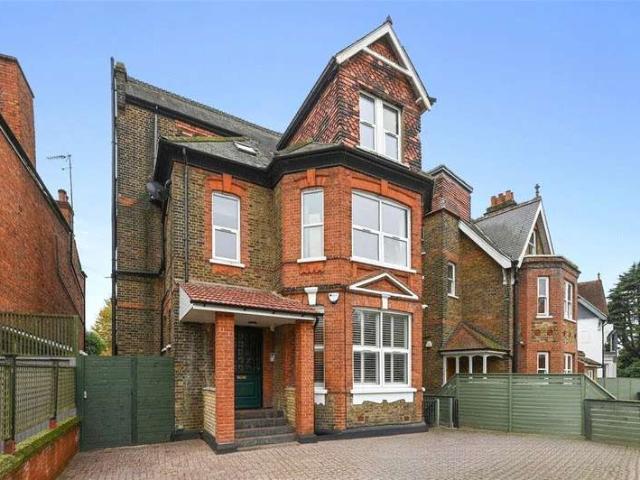 15 Bedroom House