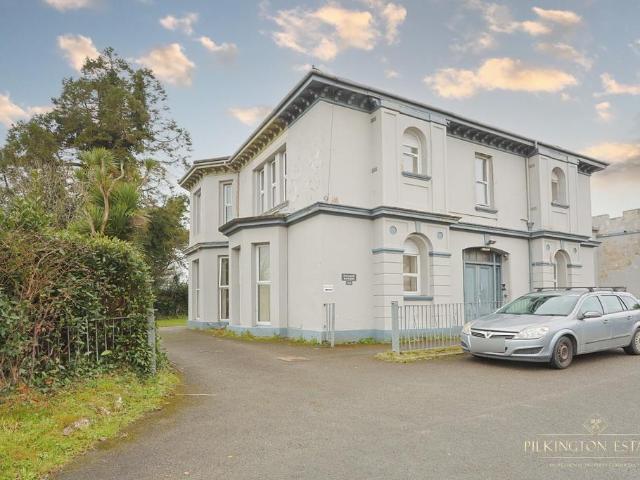 15 bedroom semi detached house for sale