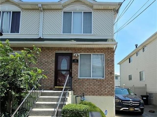 15 Bergen Beach Pl, Brooklyn, NY 11234
