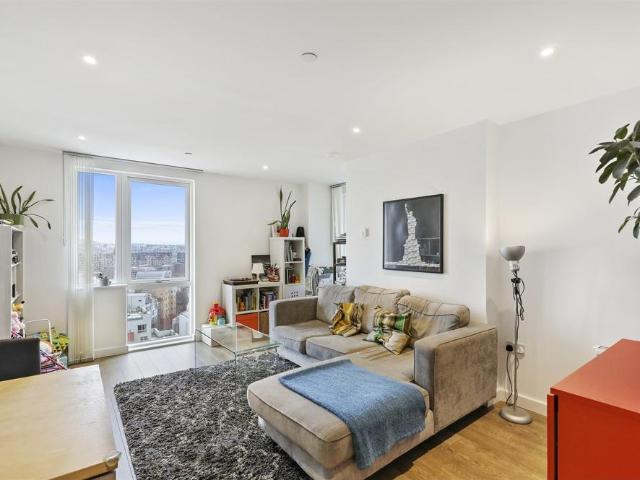 15 Bessemer Place, North Greenwich. 1 bed apartment to rent £1,900 pcm £438 pw