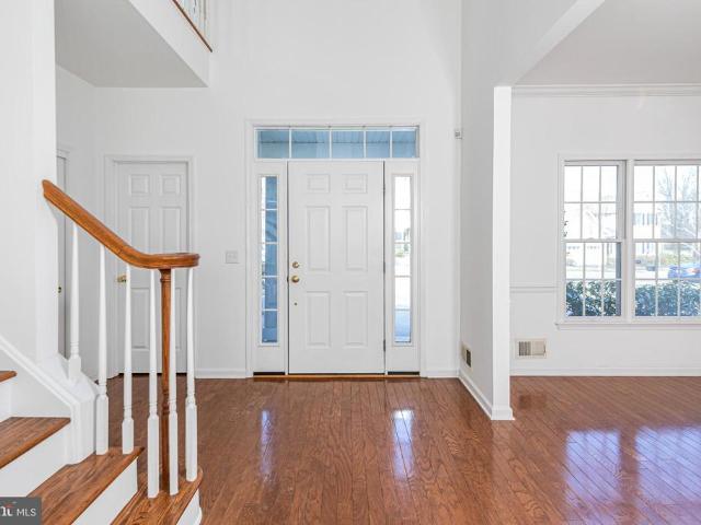 15 Bethpage Drive