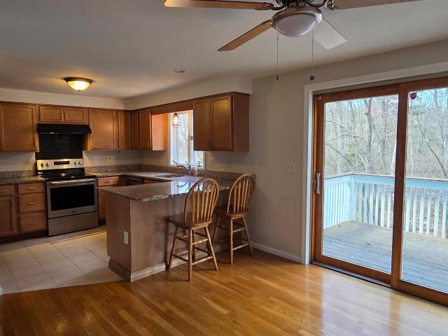 15 Bonnie Ln, Unit R, Derry, NH 03038 | MLS #5085 | Compass