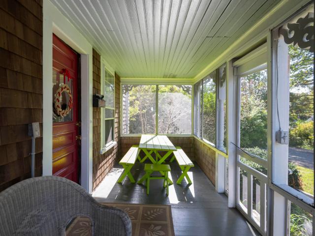 15 Bowditch Rd, Falmouth, MA 02543 | MLS #22505