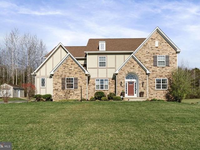 15 Boxwood Ct, Stafford, VA 22556