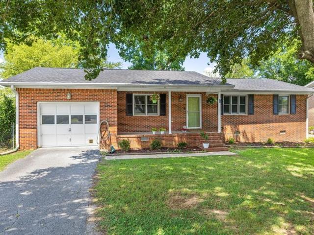 15 Boynton Ter, Ringgold, GA 30736