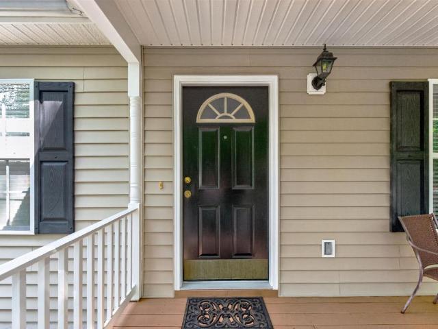 15 Blackwood Ln