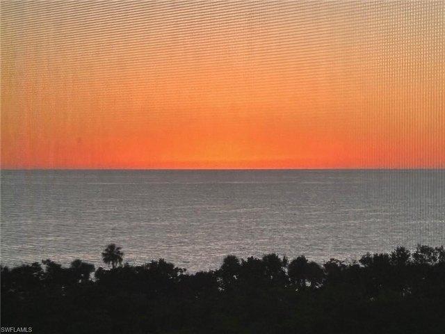 15 Bluebill Ave Apt 702, Naples, FL 34108