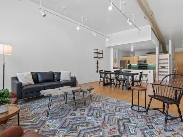 15 Brown St Unit 203, Portland, ME 04101