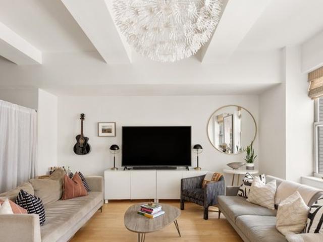 15 Broad St Apt 1602, New York, NY 10005