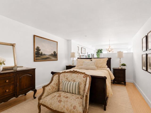 15 BROAD Street 2804