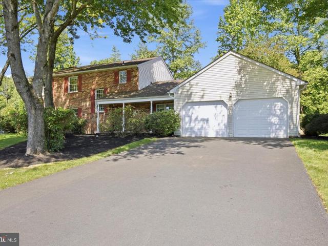 15 Brookdale Drive
