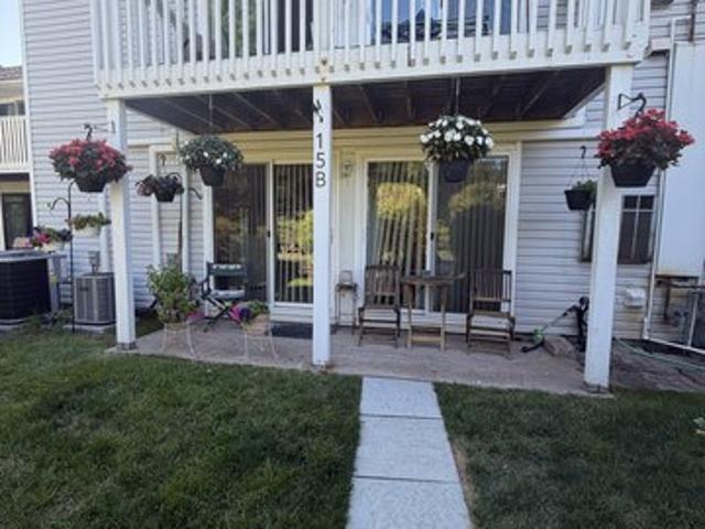 15 Brookwood Dr Apt B, Rocky Hill, CT 06067