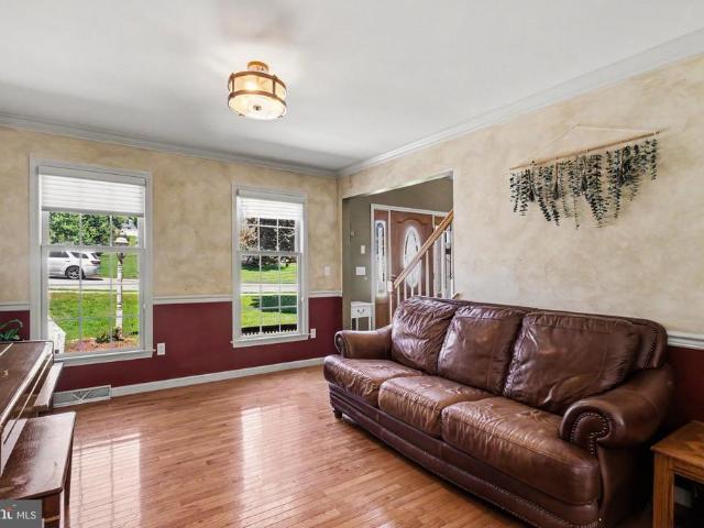 15 Bullrush Lodge