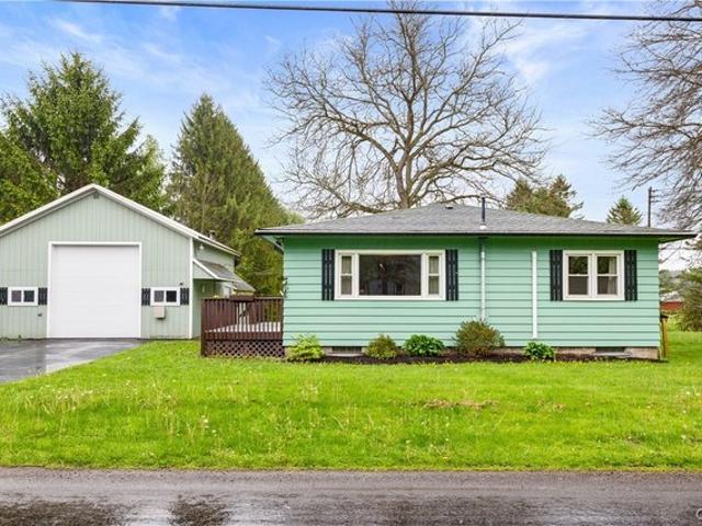 15 Burdick Ave, Edmeston, NY 13335
