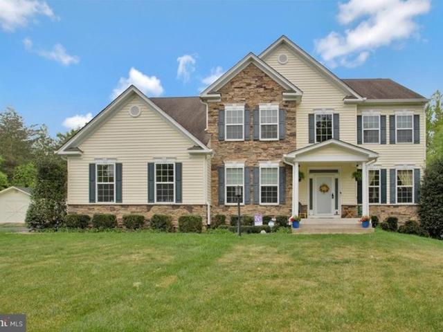15 Burke Dr, Fredericksburg, VA 22406