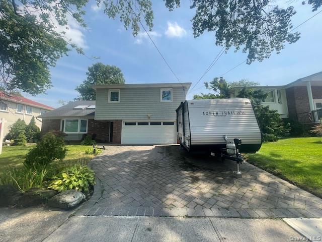 15 Captains Road