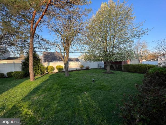 15 Catalpa Lane