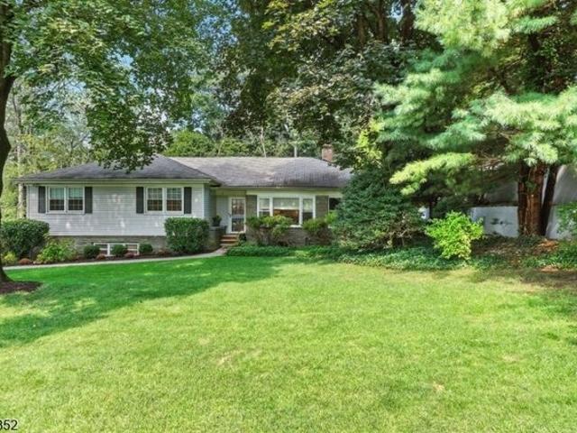 15 Catalpa Rd, Morris Twp, NJ 07960