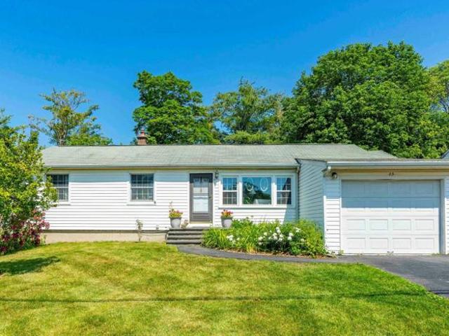15 Cayuga Dr, Wappingers Falls, NY 12590