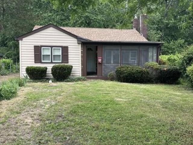 15 Cedar St, New Egypt, NJ 08533