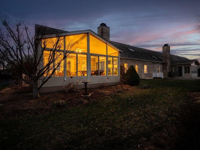 15 chowning cir