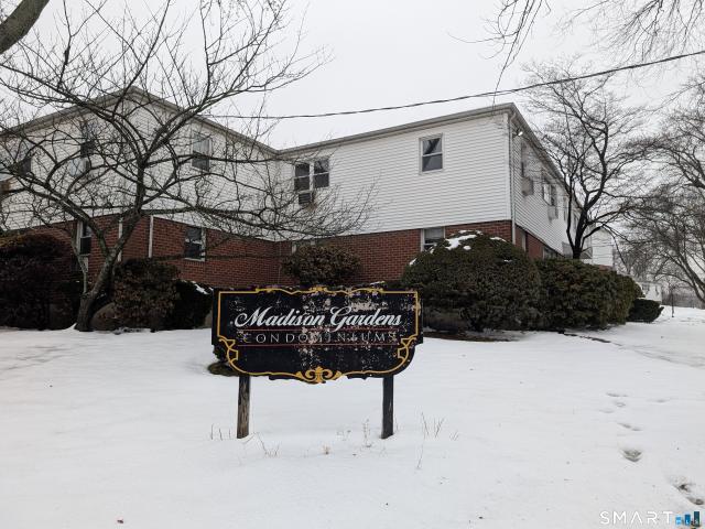 15 Cherry Hill Dr, Unit 2A, Bridgeport, CT 06606 | MLS #24188