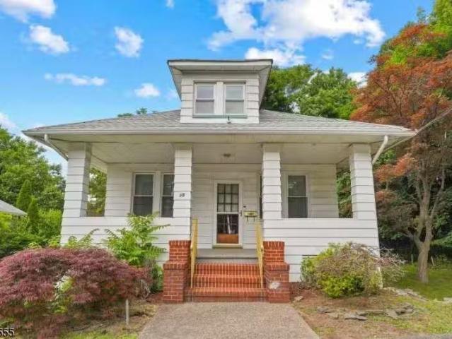 15 Chestnut Grove Ave, Woodland Park, NJ 07424 648888576